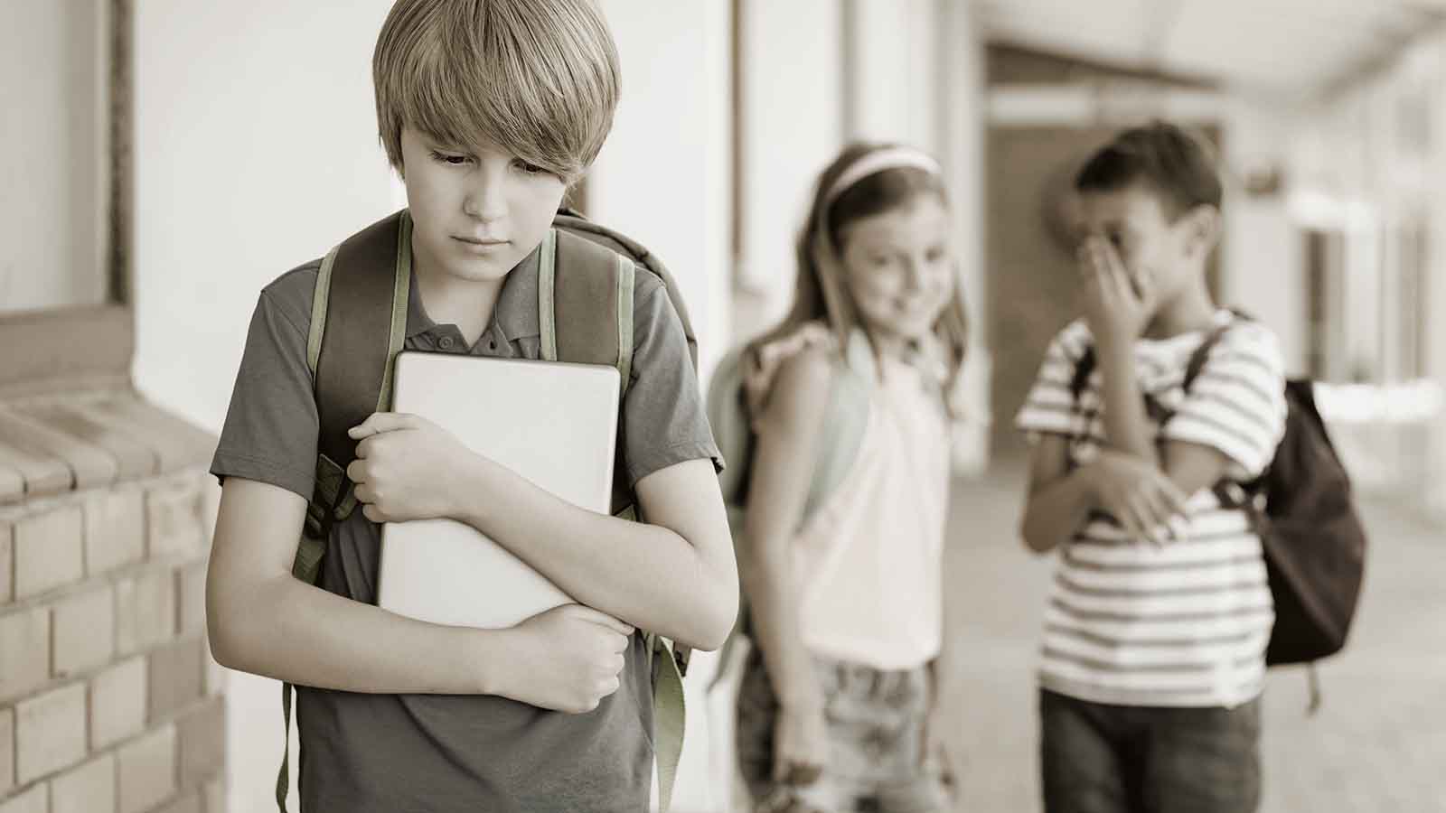 Nå kommer nettravnene | Barnevakten